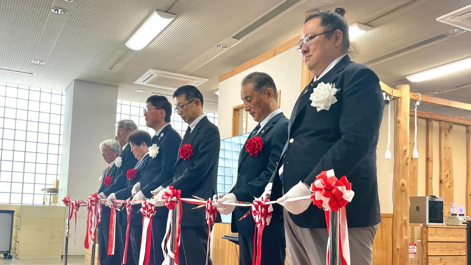 今治地域地場産業振興センターに「X-tech Lab Imabari」がオープン！今治の伝統的な地場産業と最新技術が交わる場所が誕生しました。 | SUNABACO